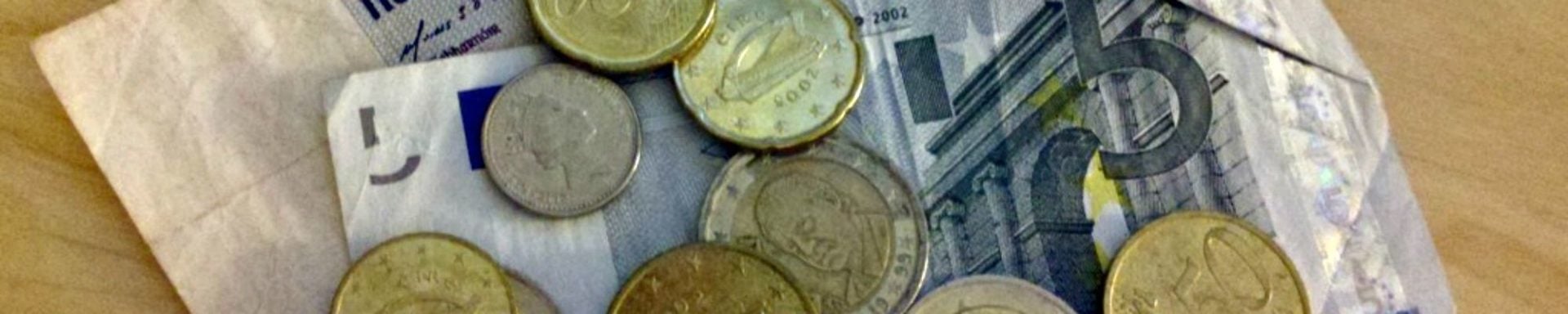 Ireland Travel Tip : How and When Should I Get Euros?